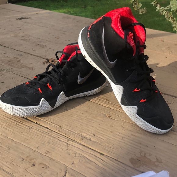 Nike | Shoes | Mens Gently Used Nike Gym Shoes | Poshmark